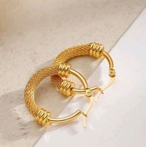 Anthropologie | Jewelry | 8k Structured Mesh Snapback Mini Hoops | Poshmark